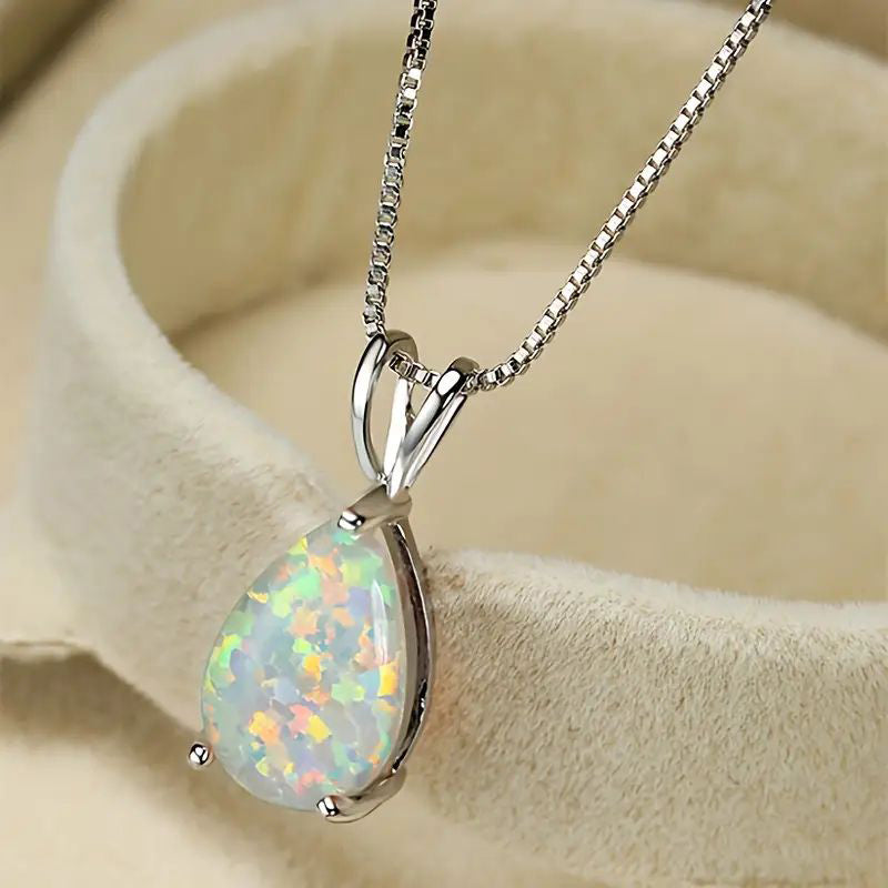 Vintage Water Drop Pendant Necklace – Susan Julie